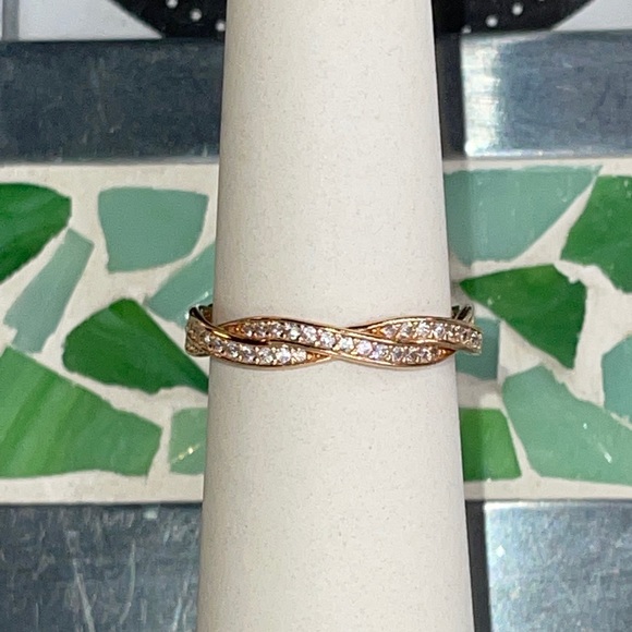 Pandora | Jewelry | Pandora Sparkling Twisted Lines Ring | Poshmark